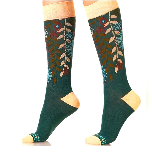 Double D Ranch | Accessories | Nwt Double D Ranch Brother Alfred Socks ...